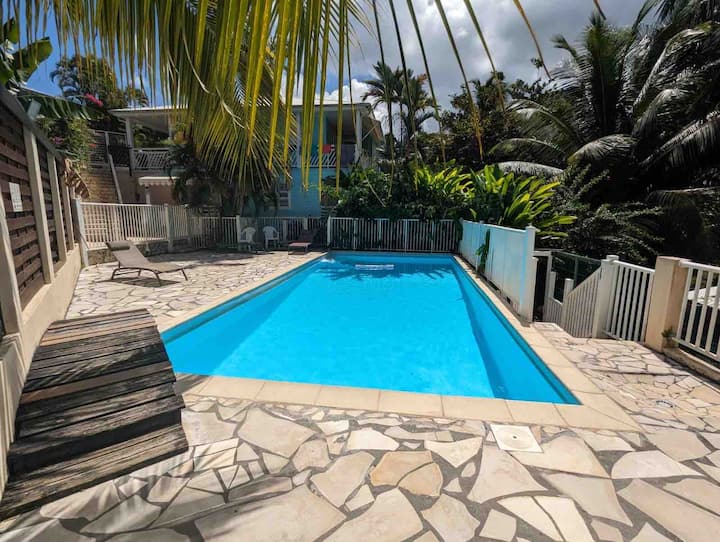 Tikoule T2/piscine
Les Trois-ilets/anse à L’âne - 馬丁尼克
