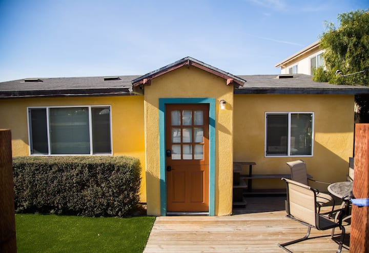 Seaside Cottage 30+days - Monterey, CA