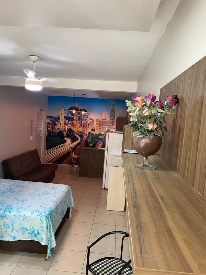 Studio Localizado Em Comércio - Ponta Grossa
