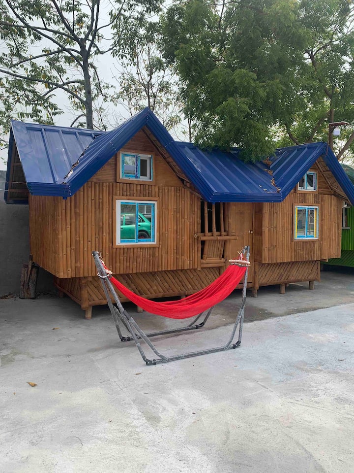 2 Kubo / Hut In A Private Family Beach Resort - Iba