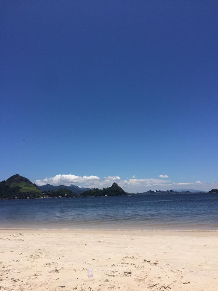 Charitas Praia: Apto Moderno à 500mts Catamarã - Niterói