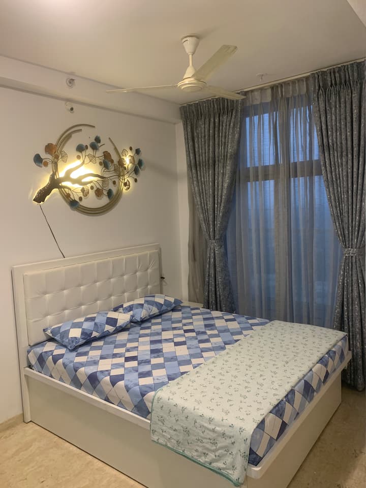 Royal Studio Apartment @Hiranandani Estate Thane - Thane
