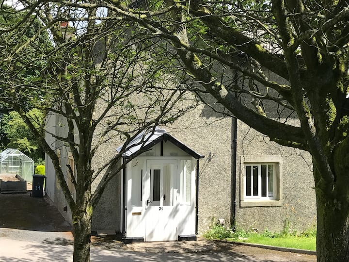 4 Bedroom Cottage & Garden On Farm - Carnforth