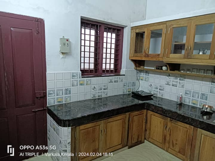 Home Stay Near Natural Pool - Varkala