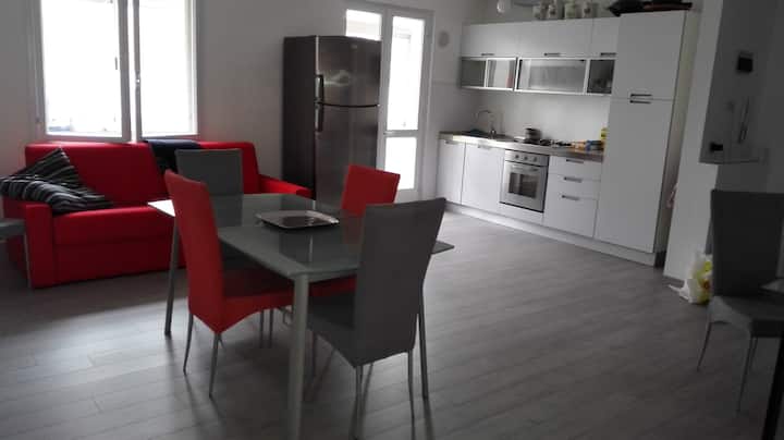 Vicinissimo All'ospedale (150 Mt) - Udine