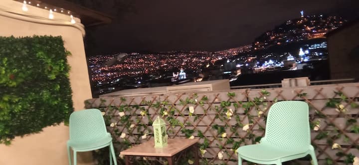 Acogedor Apartamento Con Patio Centro Histórico - Quito