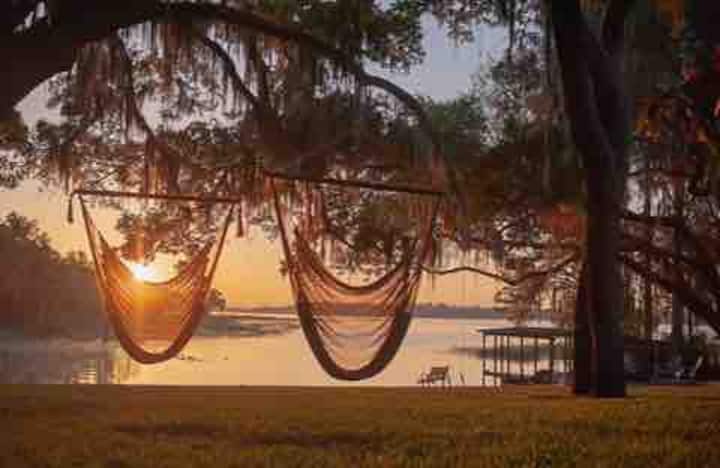 Lake Breeze Cottage 1 - Inverness, FL