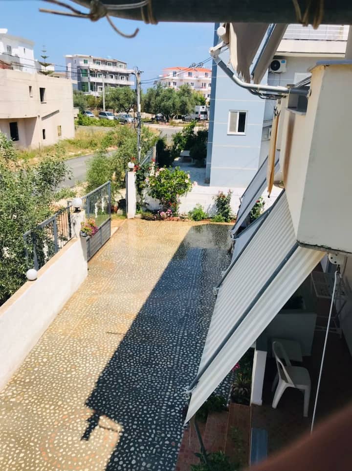 Comfy Apartment!6 Persons!private Kitchen &Parking - Ksamil