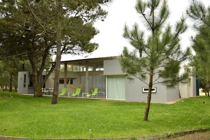 Muy Luminosa. La Herradura Pinamar - Pinamar