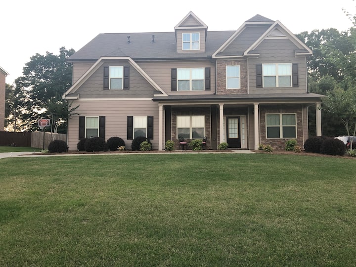 3-story Executive Luxury Living For Less! 4500sqft - Marietta, GA