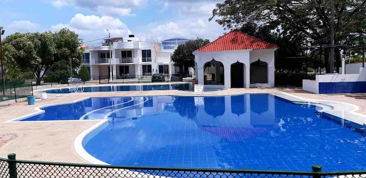 House In Condominium With Pool. Flandes, Tolima - Flandes