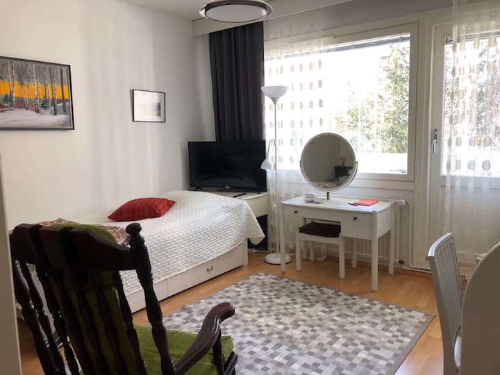 Valoisa Yksiö, Johon Kuuluu Maksuton Pysäköinti - Lohja