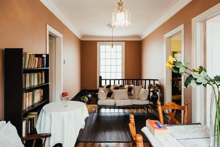 Yellow Room Furnished In ÑUñoa - Santiago