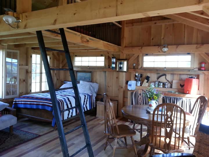 Post & Beam cabin on the hill - Cabins for Rent in Gansevoort, New York ...