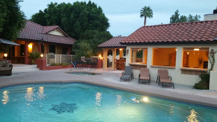 Hacienda One Bedroom With Great Pool - Mesa, AZ