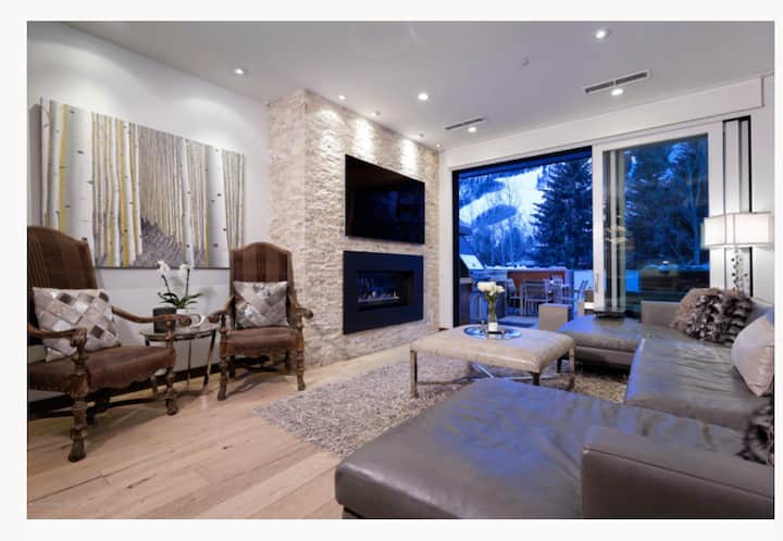 Rare Contemporary In Core 3bd/3ba - Aspen, CO