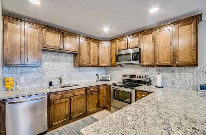 Cozy Home Near Old Town Scottsdale - Scottsdale, AZ