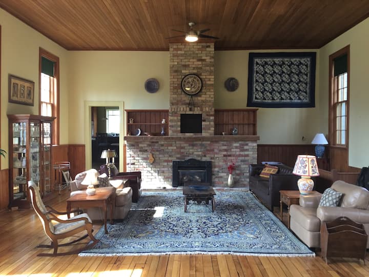 The 1889 School House B&b #2 - Fergus