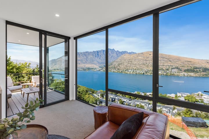 Remarkable Views - Queenstown