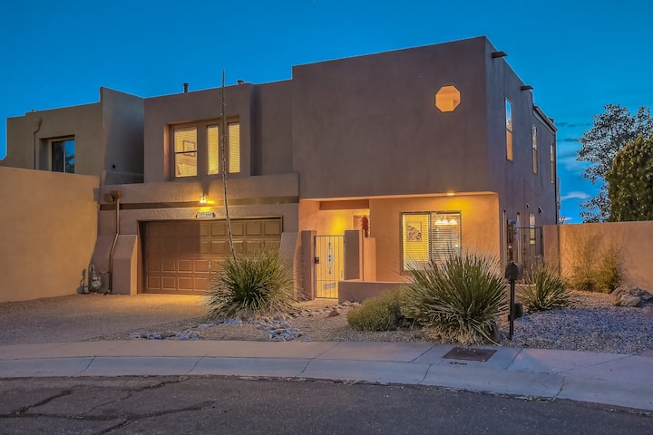 Encantadora Casa Familiar En Las Estribaciones De Albuquerque. Perfecto Para Familias - Albuquerque