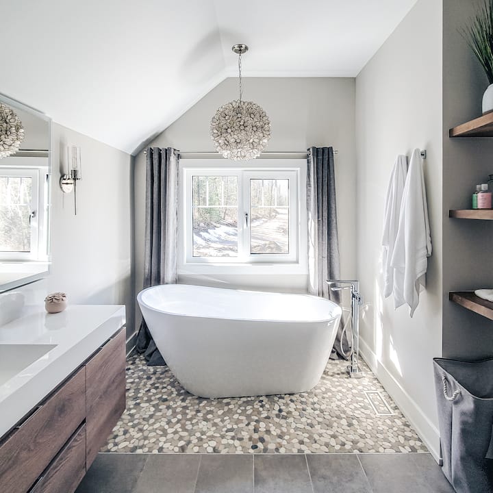 Cozy Cliffside Retreat For Two, Park Pass Included - Huntsville