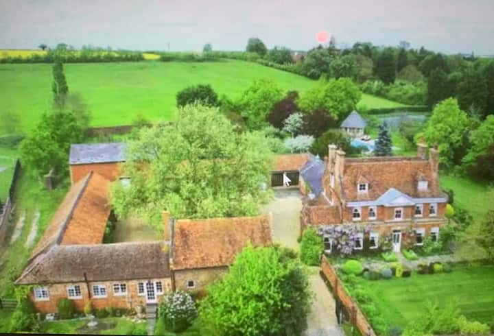 Beautiful Heritage Cottage With Country Views - Hertfordshire