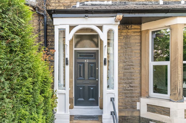 Home Of The Dales | 30% Off Monthly Stay Discounts - Skipton