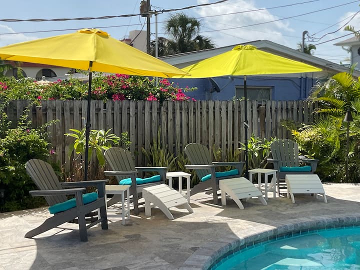 Two Palm Bungalow, A Cozy Cocoa Beachside Getaway - Cape Canaveral, FL