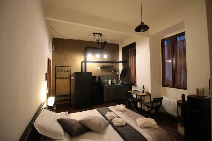 Signoria Apartment In The Real Heart Of Florence - Florence