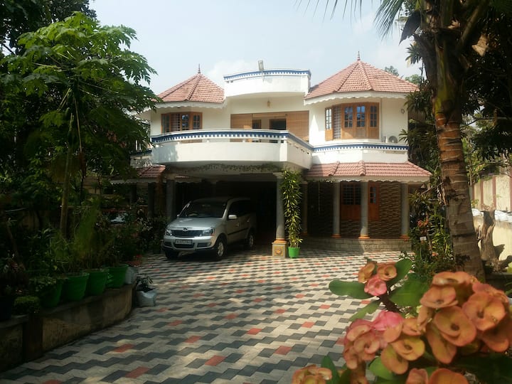 5 Star Hotels In Pathanamthitta | Book from 48 Stay Options @Best Price