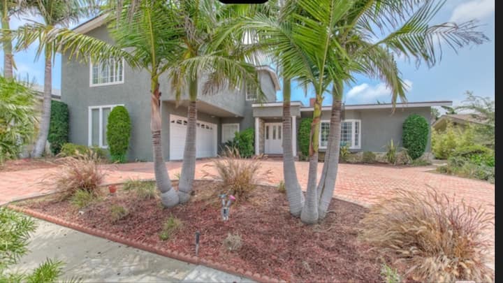 Gorgeously Decorated Home In The Heart Of La - Ladera Heights, CA