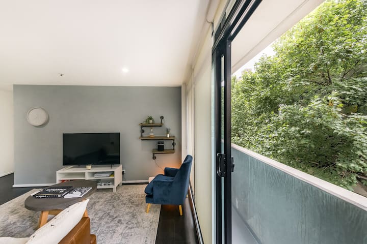 Modern Resort-style Stay Near Queen Vic Market - 멜버른
