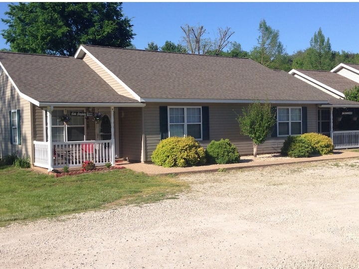 Suite Simplicity~c - Hermann, MO