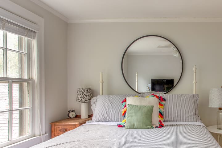 Vacation Rentals, Homes, Experiences & Places - Airbnb