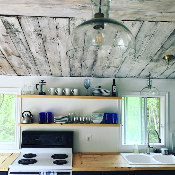 The Little Blue Cottage By The Sea - Prince Edward Island