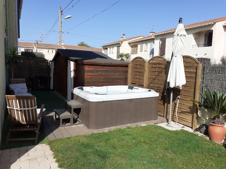 Maison A Elne, Jacuzzi A 10 Mn De La Mer - Elne