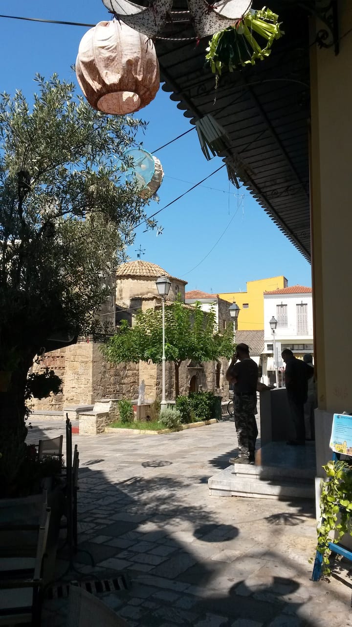 Loft Studio In The Heart Of Old Town. - Kalamata