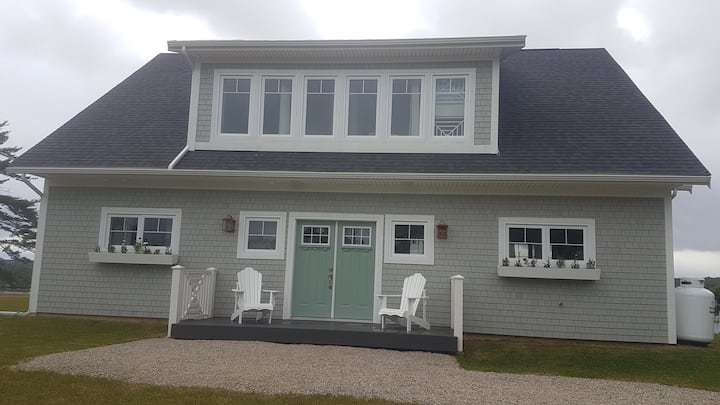 Chester Basin Vacation Retreat Oceanfront - Chester