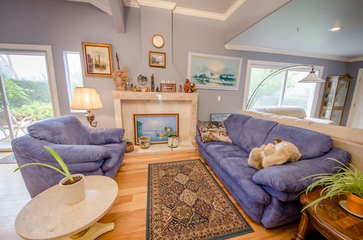 4.-mansion In Exclusive Beach Area - 25% Discount - Los Angeles