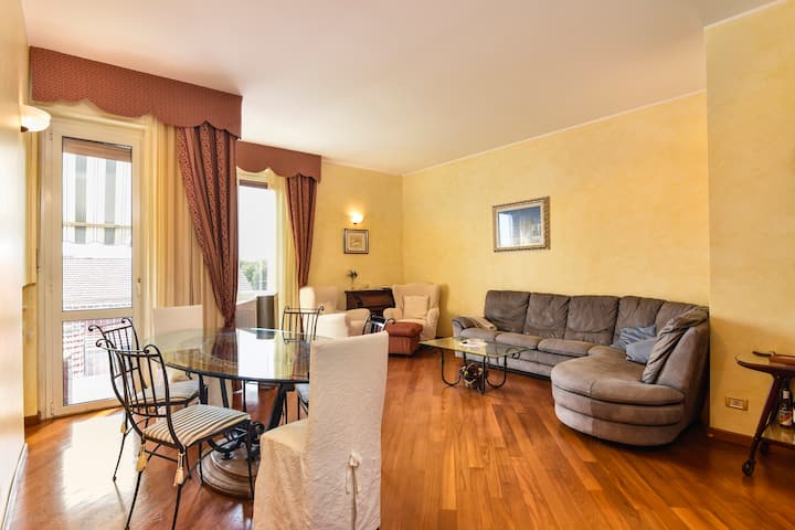 Smart For Visiting&working@ Rho Expo - Rho