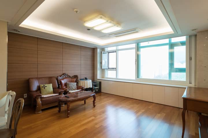 Leon's Wassupsup Apt - 영덕1동