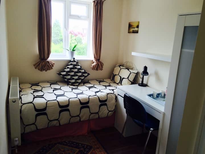 Relax En-suite Single Bedroom Headington - Oxford