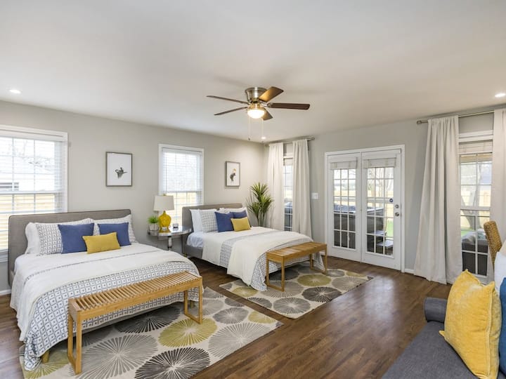 Backyard Oasis With Hot Tub And Dog Friendly - Nashville, TN