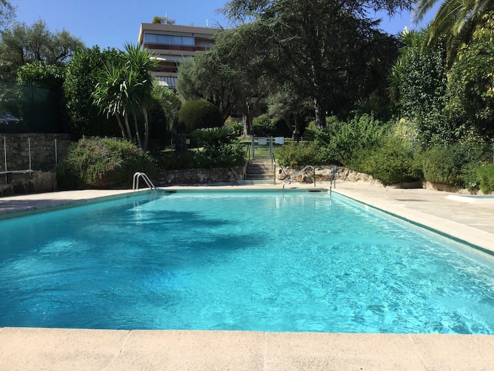 Grand Appartement Piscine Terrasse 2 Chambres - Cagnes-sur-Mer