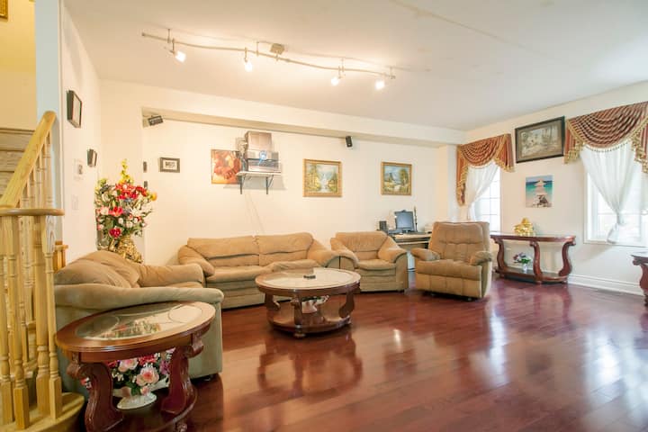 Clean & Cozy Room @ York University Of Toronto - Toronto