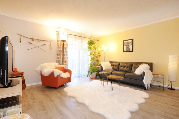 5 Min To Lanl. Perfect 2br Downtown Base - Los Alamos, NM