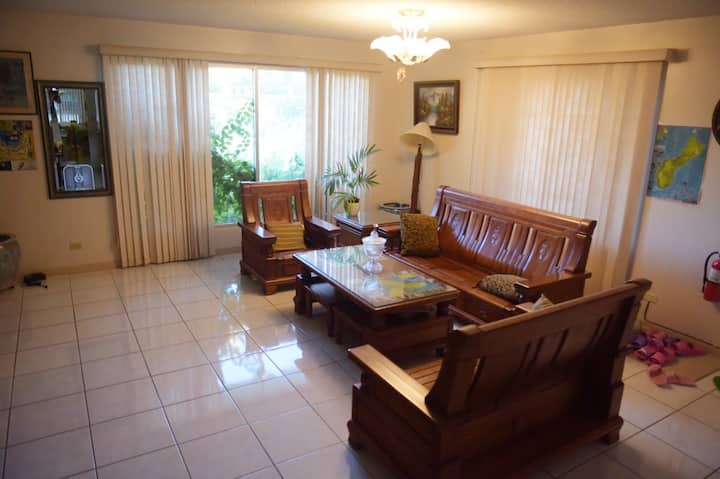 Tamuning Queen House 2nd Floor Room 201 Or 202 - Guam
