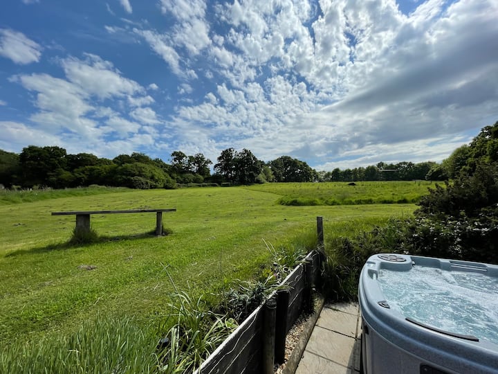 Deer Lodge Romantic Country Retreat With Hot Tub - Dorset