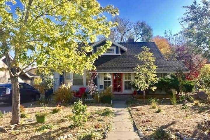 Charming Garden Apt In Vintage Bungalow. - Denver, CO