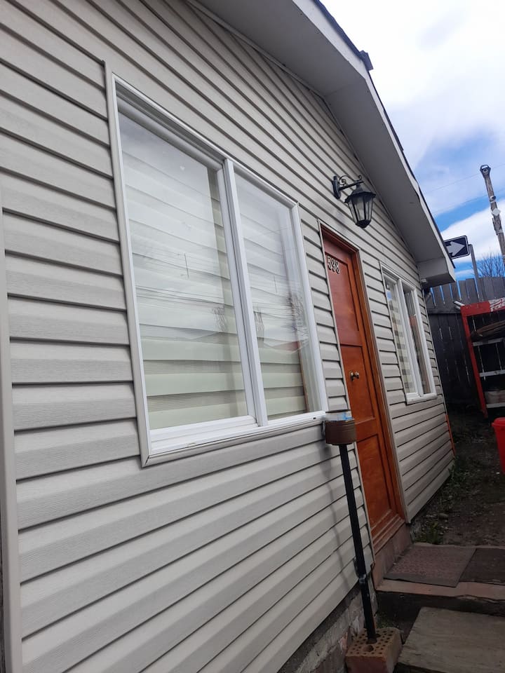 Casa Independiente. - Punta Arenas
